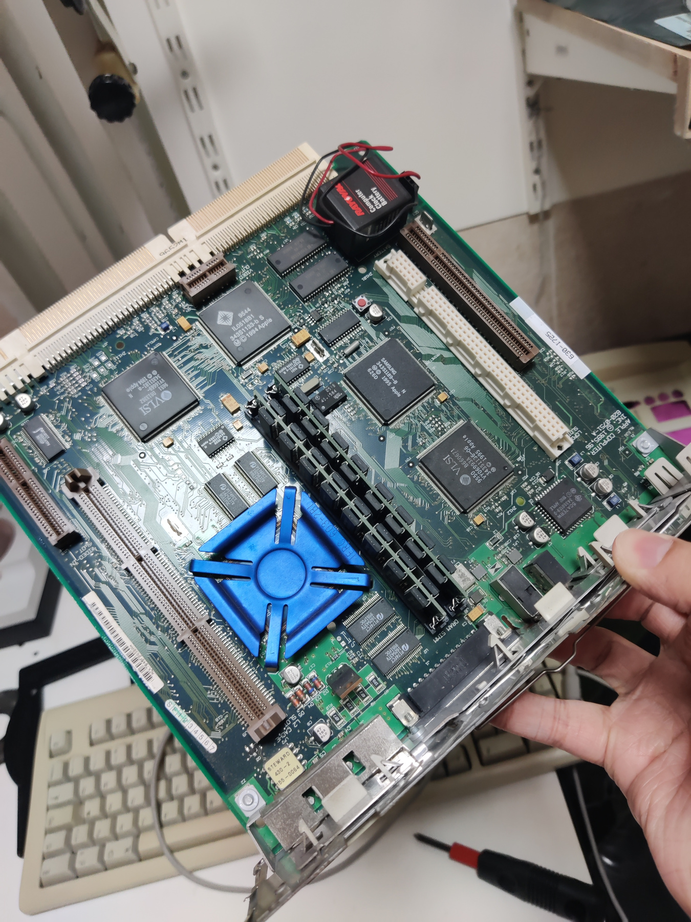Just got a Macintosh Performa 5260 with a failed HDD : r/VintageApple